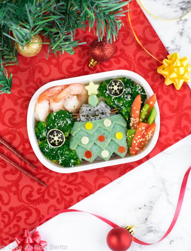 Christmas Tree Pusheen Bento Box - Love At First Bento