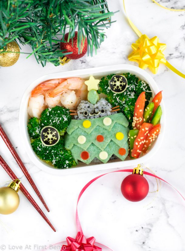 Christmas Tree Pusheen Bento Box - Love At First Bento